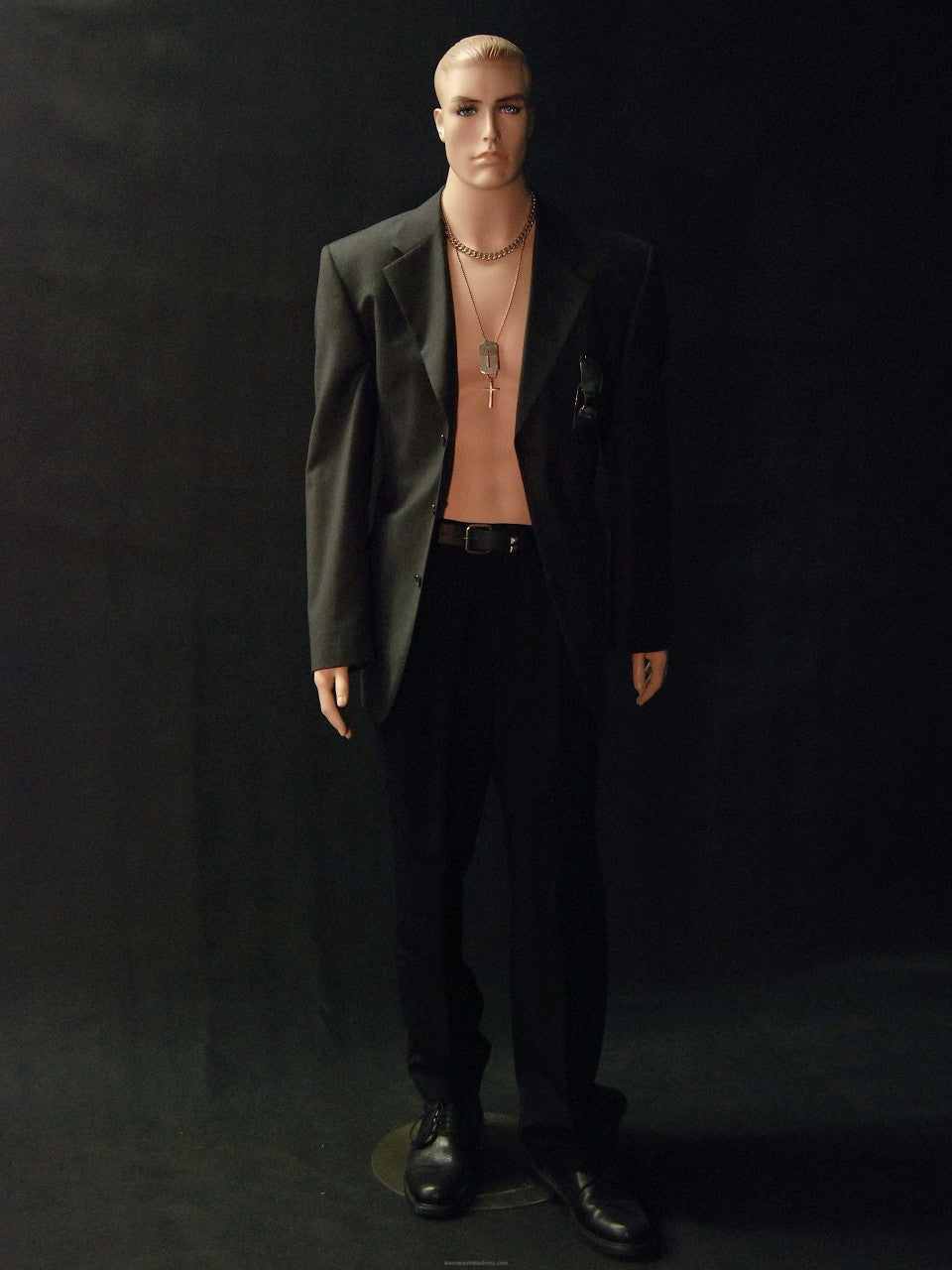 Short Stature Male Mannequin #1 – Mannequin Madness